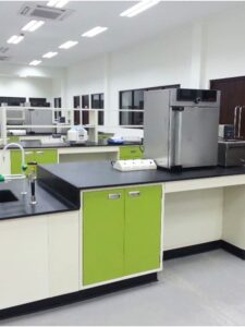 Lemari Asam Laboratorium | Tahan Asam & Aman Digunakan